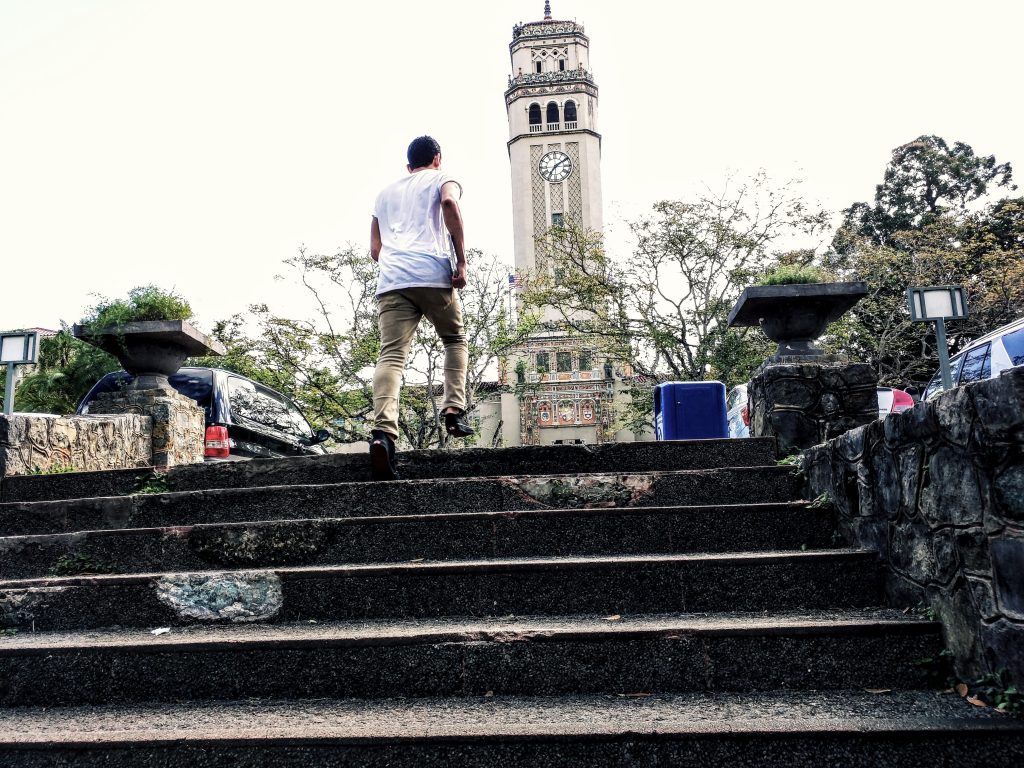 Oferta Académica - División de Educación Continua y Estudios Profesionales